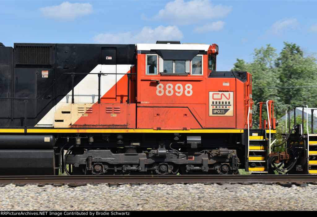 CN 8898